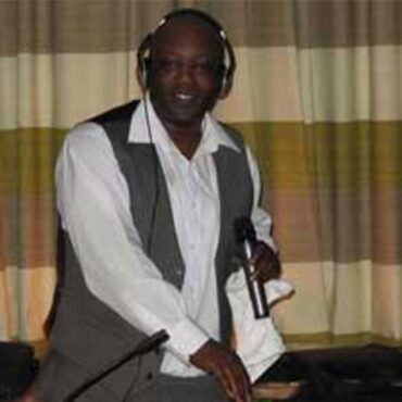 StingDem Radio – To The World & Its Life